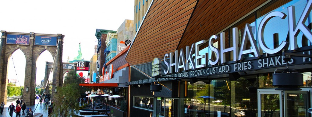 New York’s Iconic Shake Shack Opens in Las Vegas And Makes New York New ...